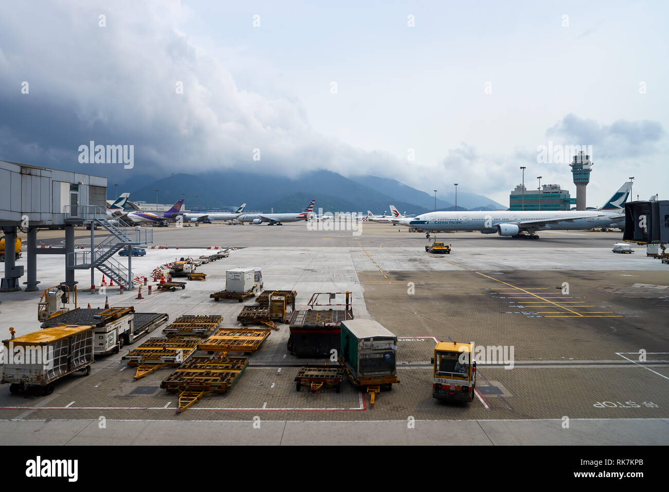 HONG KONG - APRIL 09, 2016: Cathay Pacific aircraft in Hong Kong ...