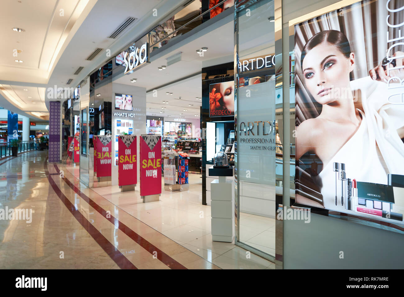 Kuala Lumpur And Hong Kong High Resolution Stock Photography and Images ...