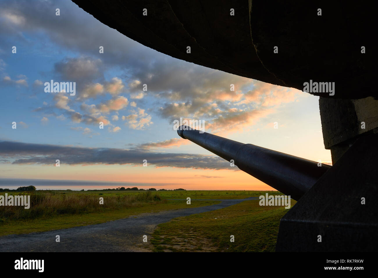 Concrete ww2 coastal battery bunker hi-res stock photography and images ...