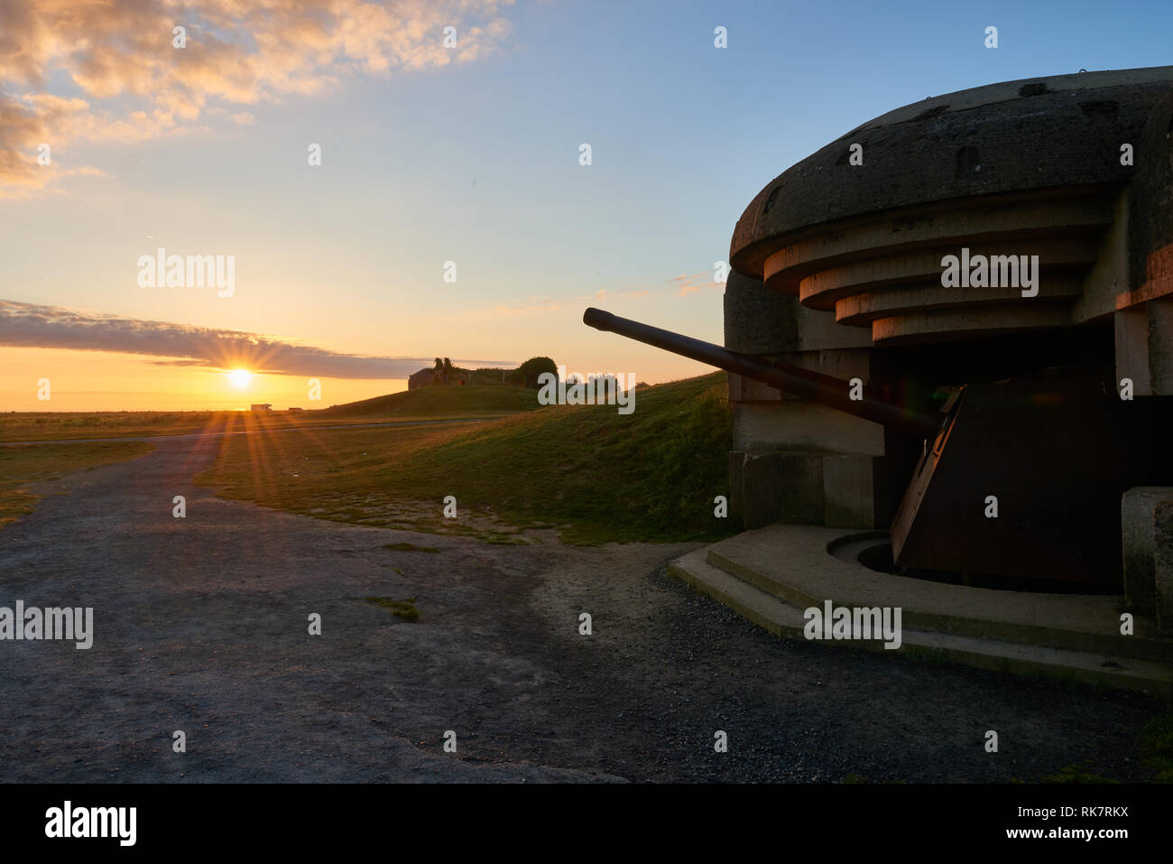 Concrete ww2 coastal battery bunker hi-res stock photography and images ...