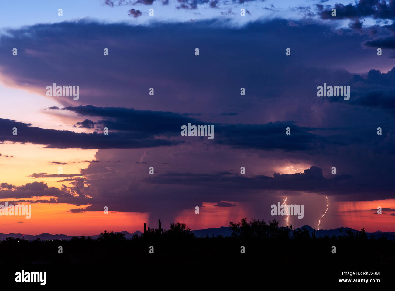 Cumulonimbus Cloud And Rain High Resolution Stock Photography and ...