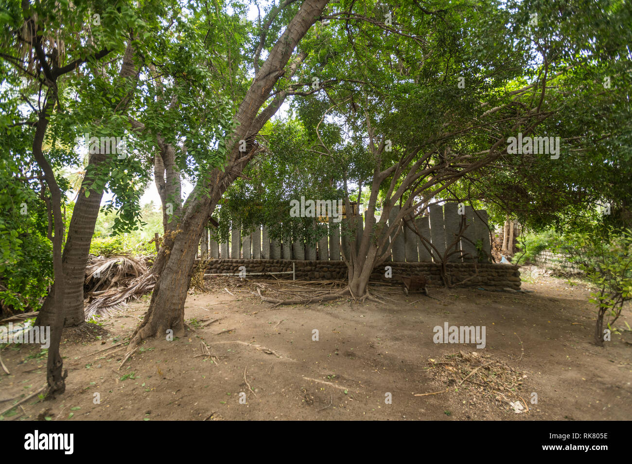 Rural indian temples hi-res stock photography and images - Alamy