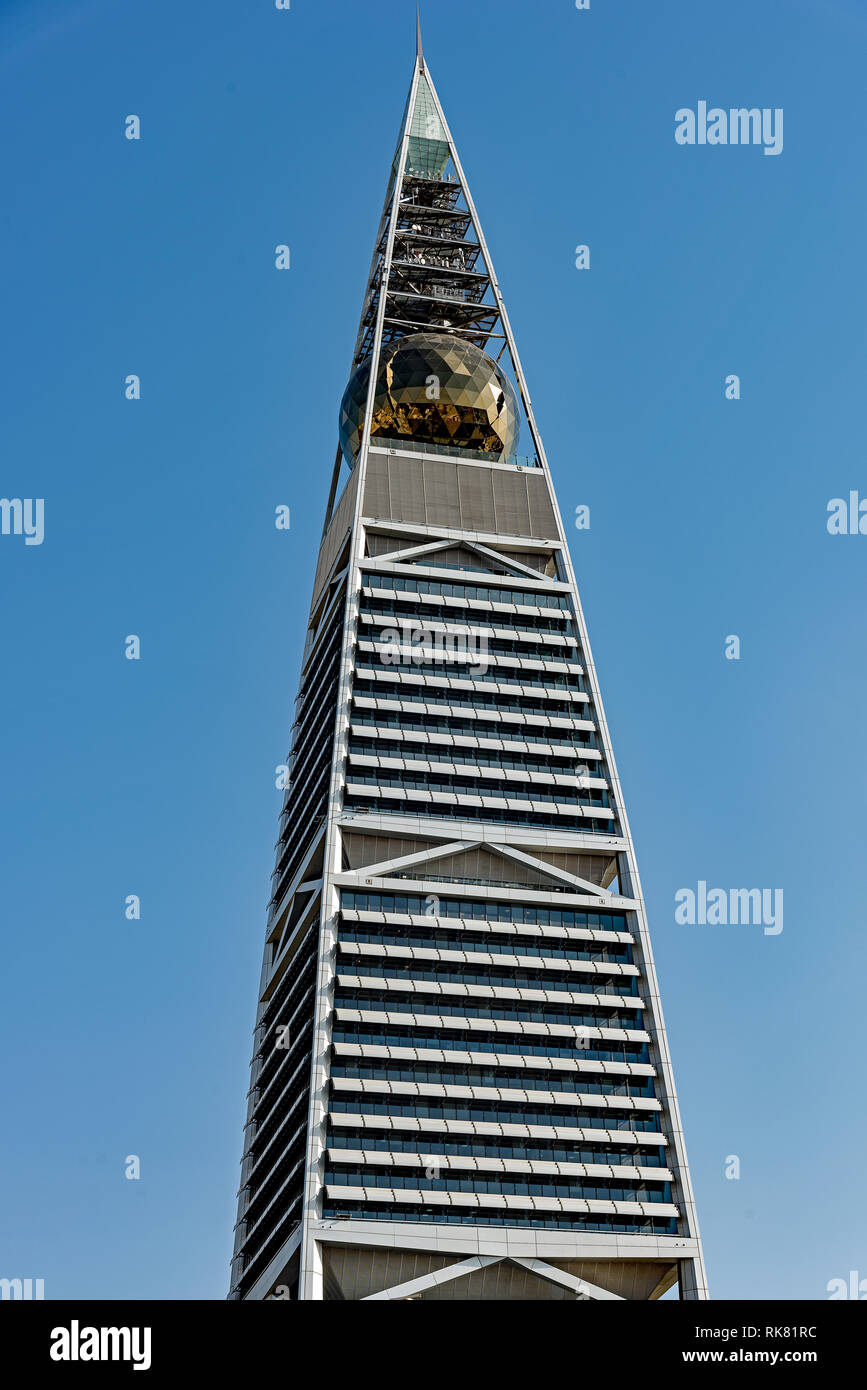 Images of Al Faisaliyah Center - Star Dome - Riyadh, Saudi Arabia Stock ...