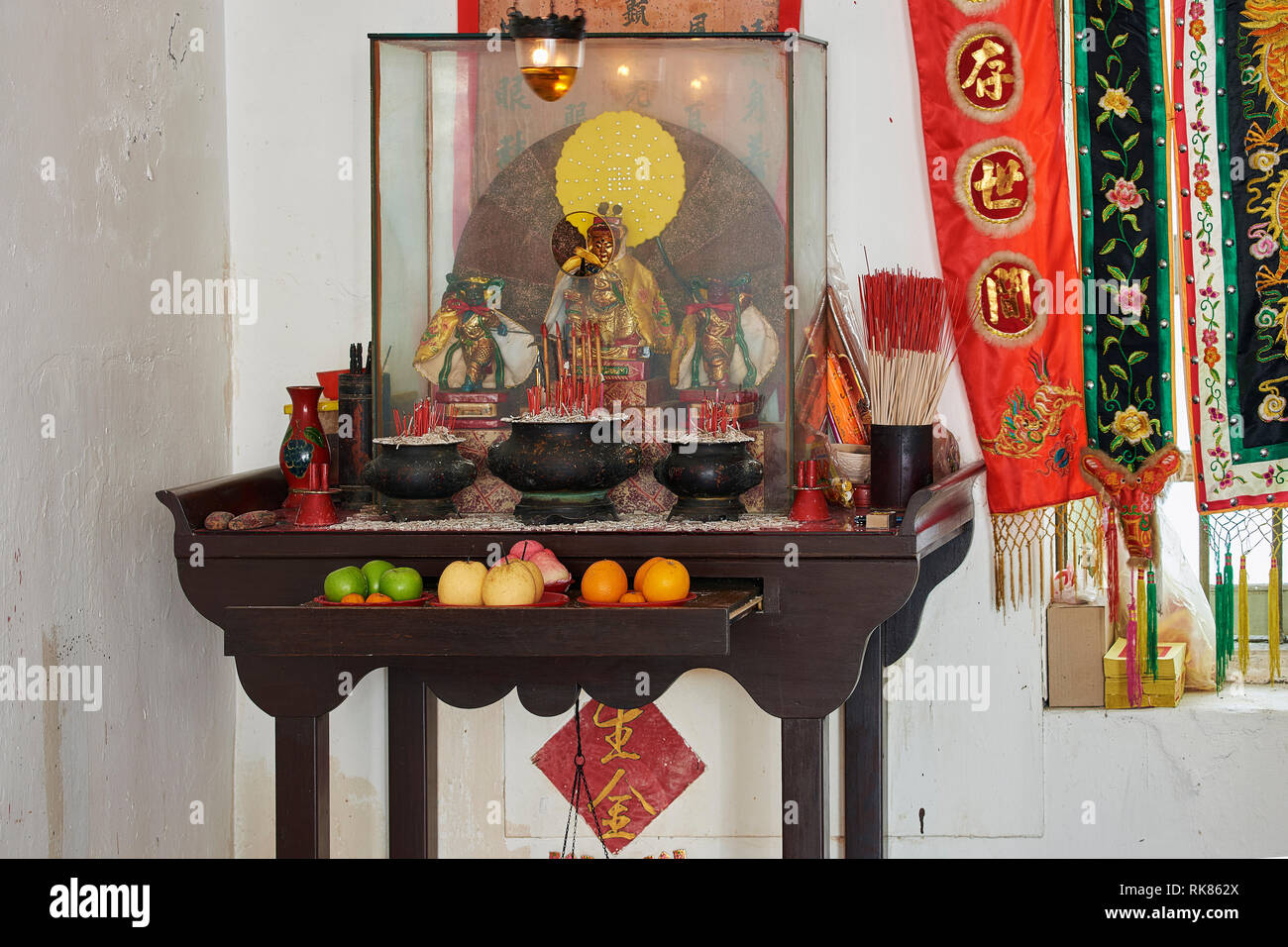 Ancestral altar house hi-res stock photography and images - Alamy