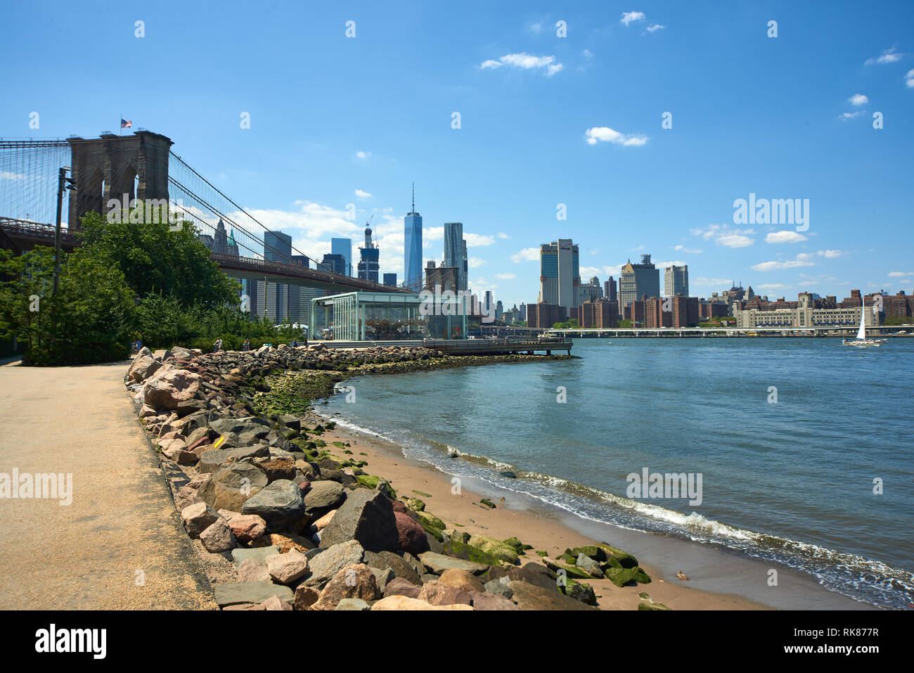 Brooklyn Bridge with New York Skyline in back ground Stock Photo - Alamy