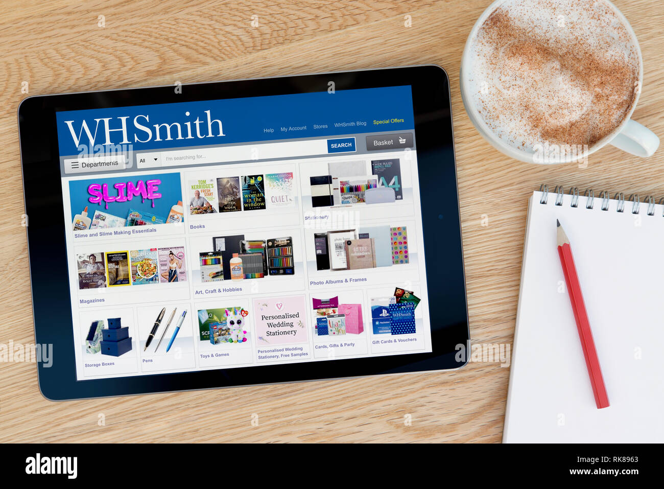 Wh smith hi-res stock photography and images - Alamy