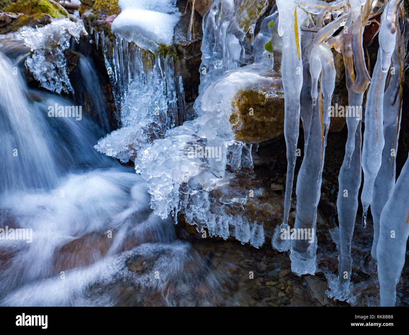 Incredibly blue water hi-res stock photography and images - Alamy