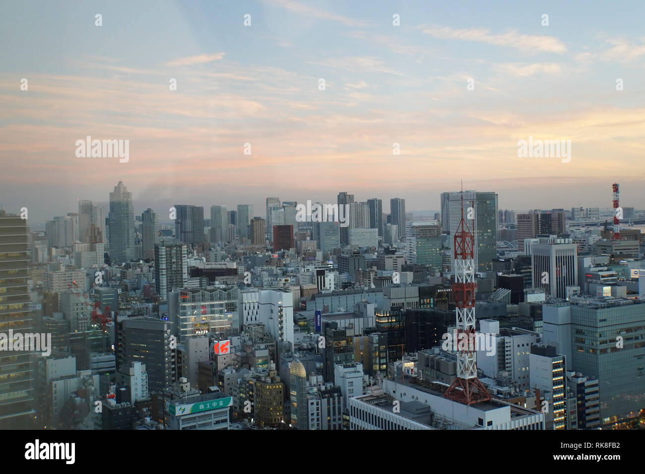 Japanese cityscapes hi-res stock photography and images - Alamy