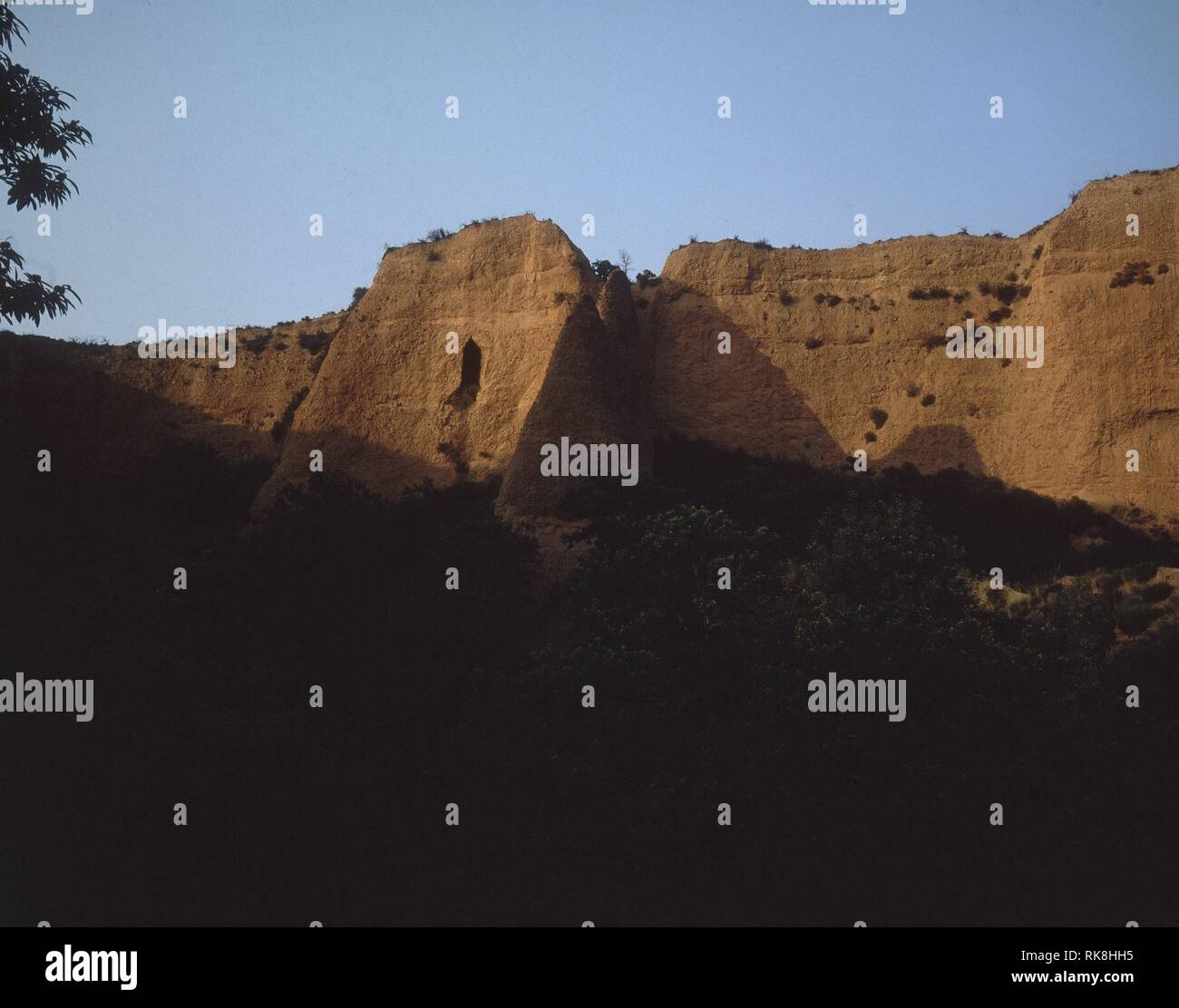 EXPLOTACION AURIFERA ROMANA - VISTA. Location: LAS MEDULAS. PROVINCIA ...