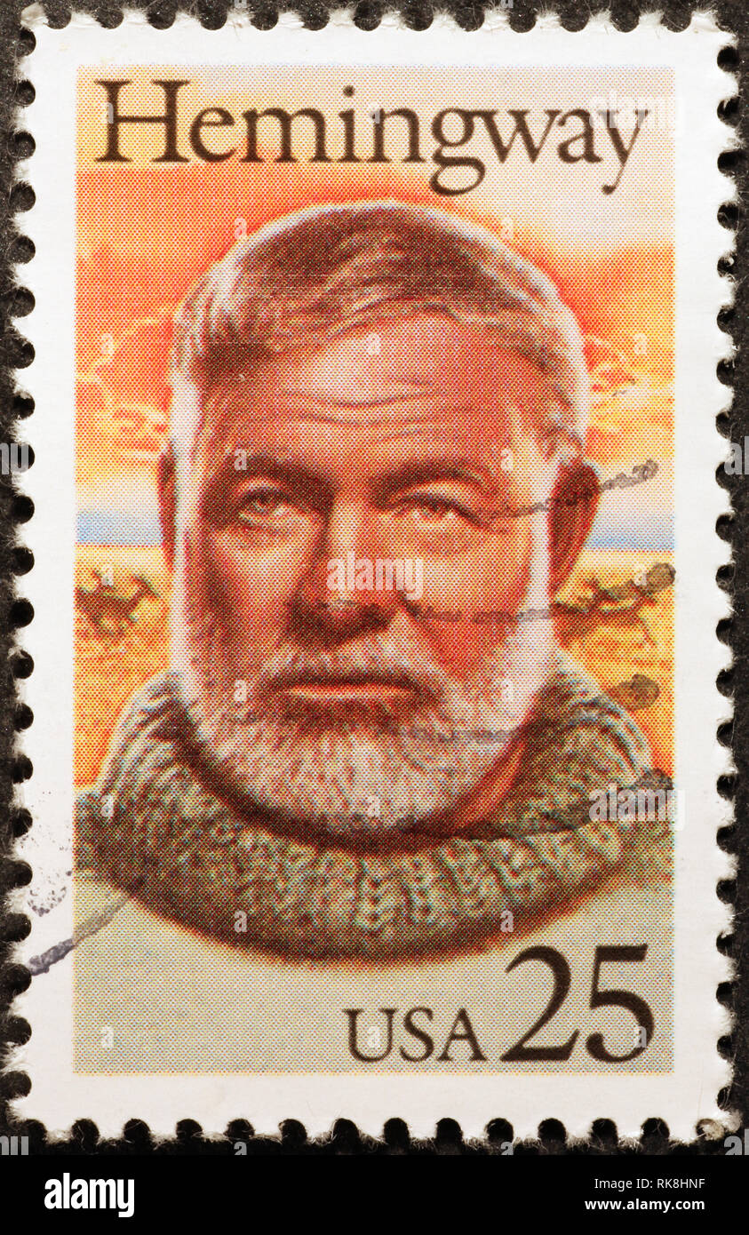 Ernest hemingway portrait hi-res stock photography and images - Alamy