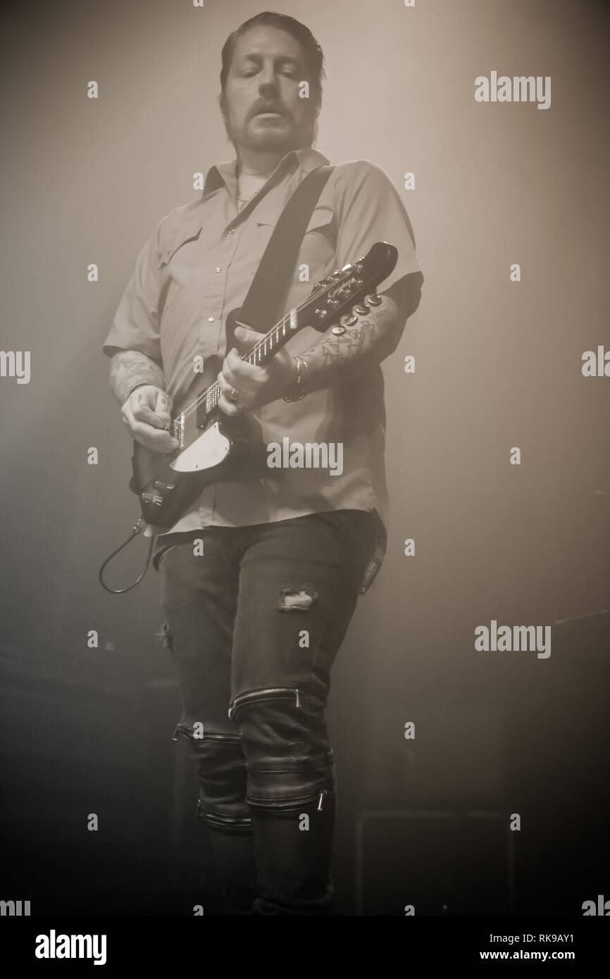 Blue october singer hi-res stock photography and images - Alamy