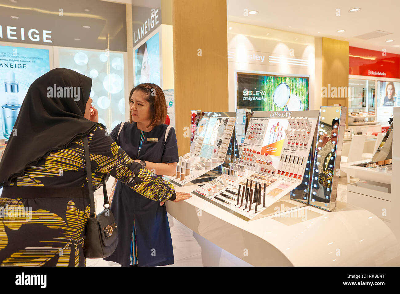 KUALA LUMPUR, MALAYSIA - MAY 09, 2016: inside of Suria KLCC shopping ...
