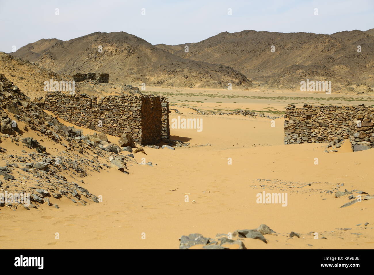 in africa sudan fort murrat ruins in the antique city of the nubians ...