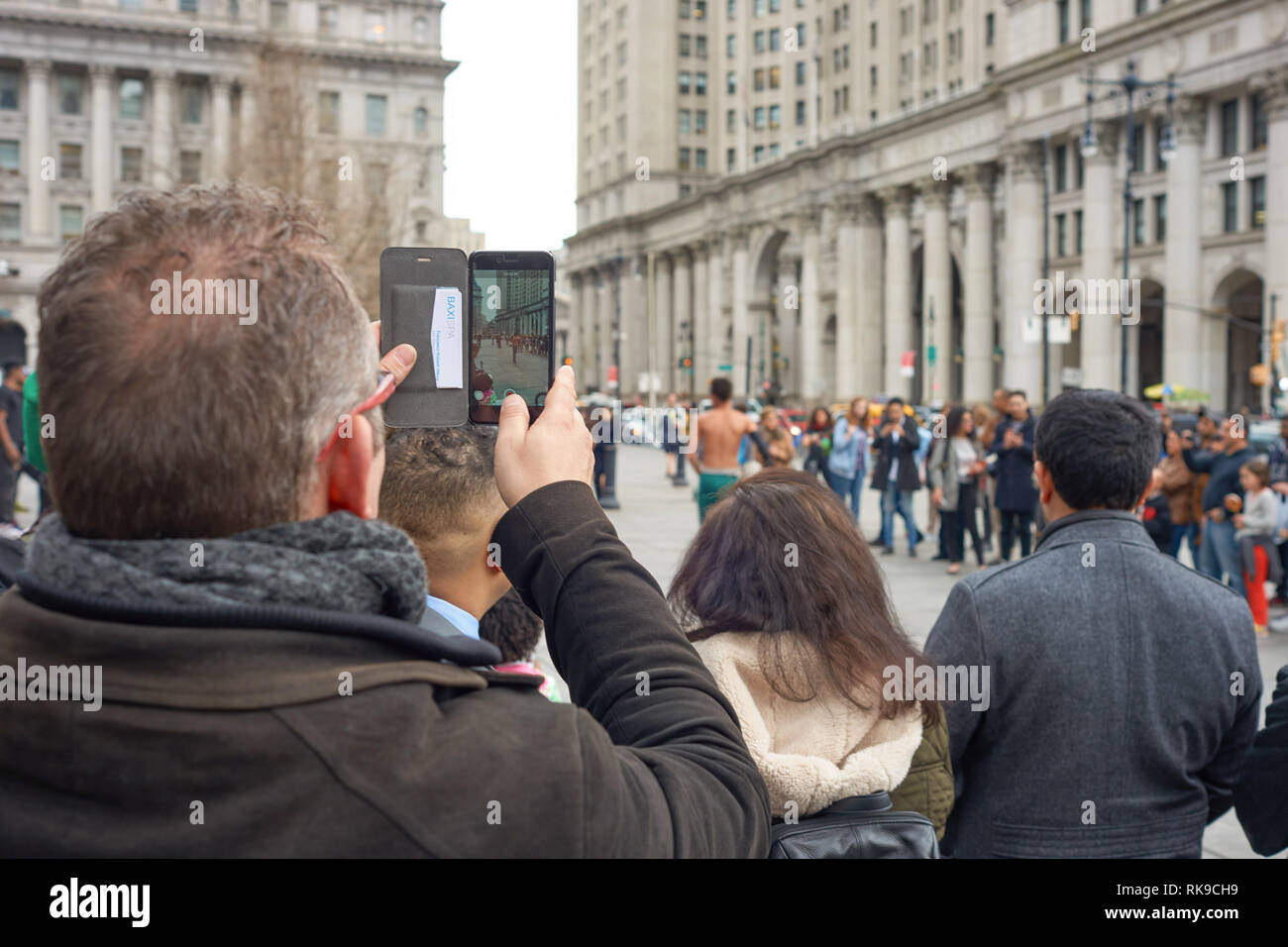 NEW YORK - CIRCA MARCH, 2016: raree show in New York. The City of New ...