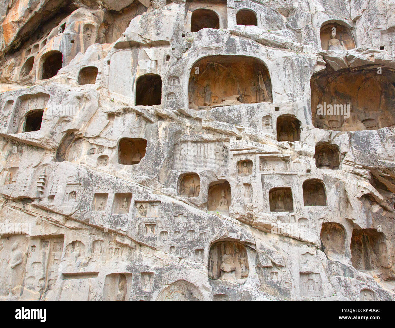 Famous Longmen Grottoes (statues of Buddha and Bodhisattvas carved in ...
