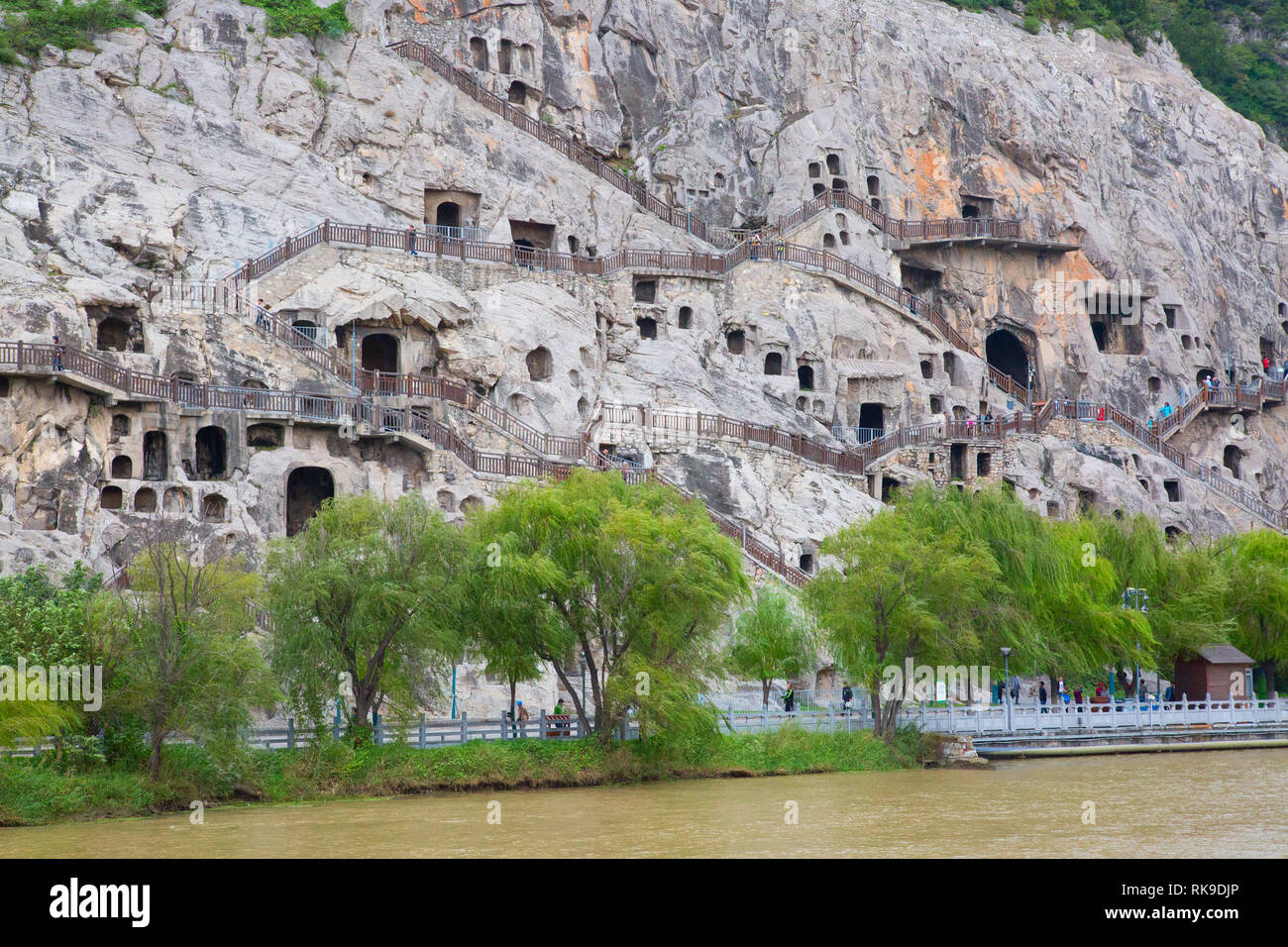 Famous Longmen Grottoes (statues of Buddha and Bodhisattvas carved in ...