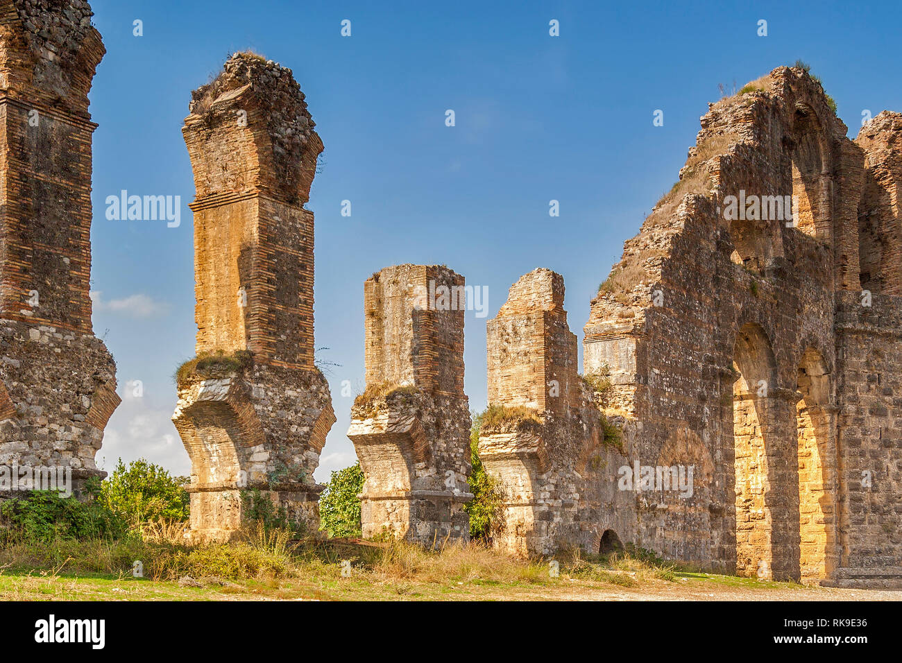 Roman Viaduct High Resolution Stock Photography and Images - Alamy
