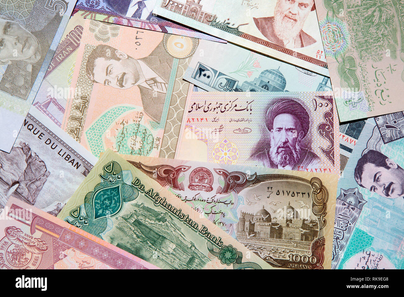 Variety of Middle East banknotes Stock Photo - Alamy
