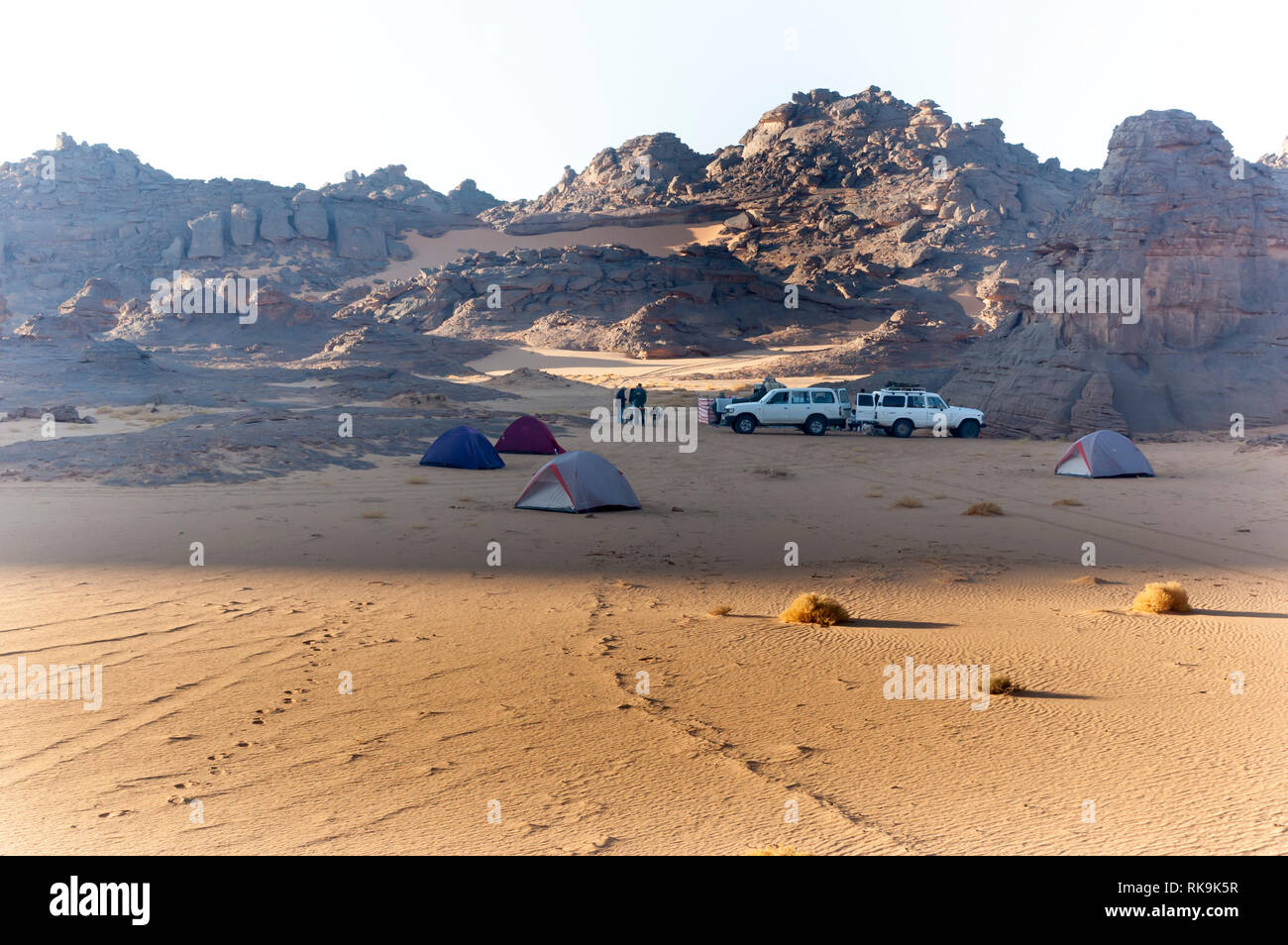 Camp tended in the Akakus, Sahara desert, Libya, Africa Stock Photo - Alamy