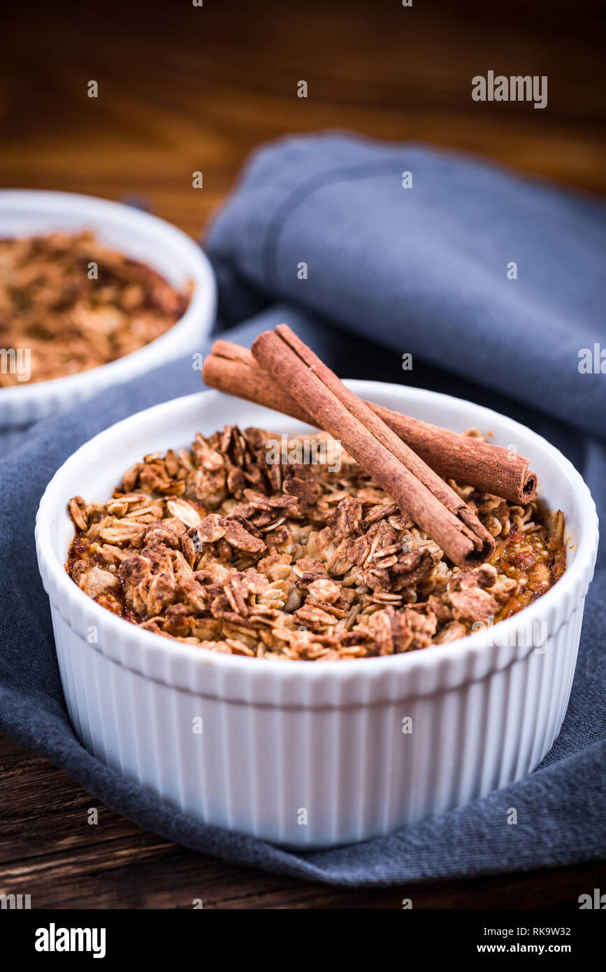 Apple crunch hi-res stock photography and images - Alamy