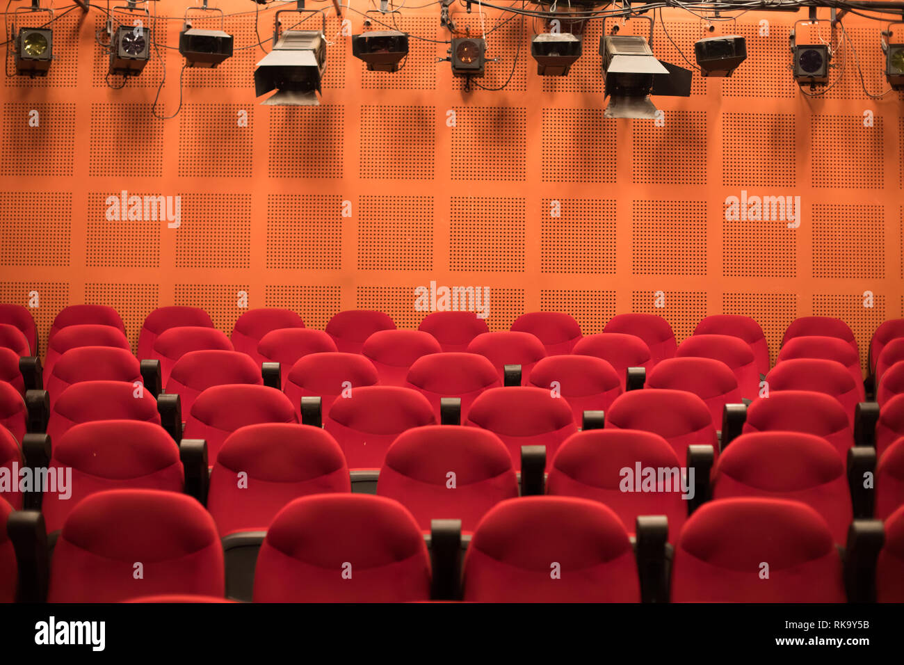 Cinema auditorium lights hi-res stock photography and images - Alamy