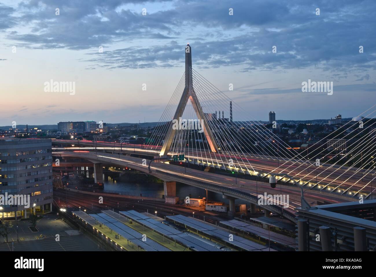 Boston's iconic Leonard P. Zakim Bunker Hill Memorial Bridge built ...