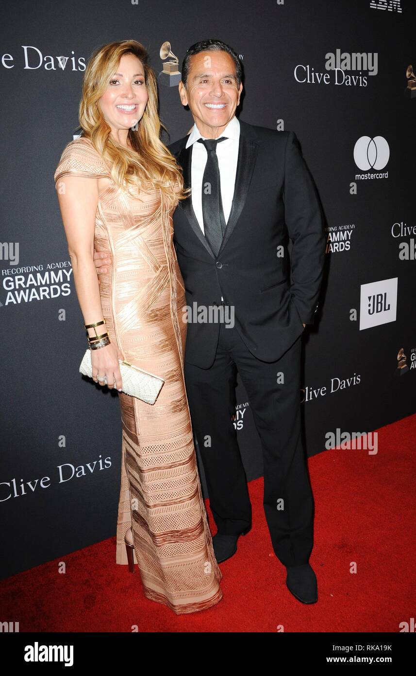 Patricia govea antonio villaraigosa hi-res stock photography and images ...