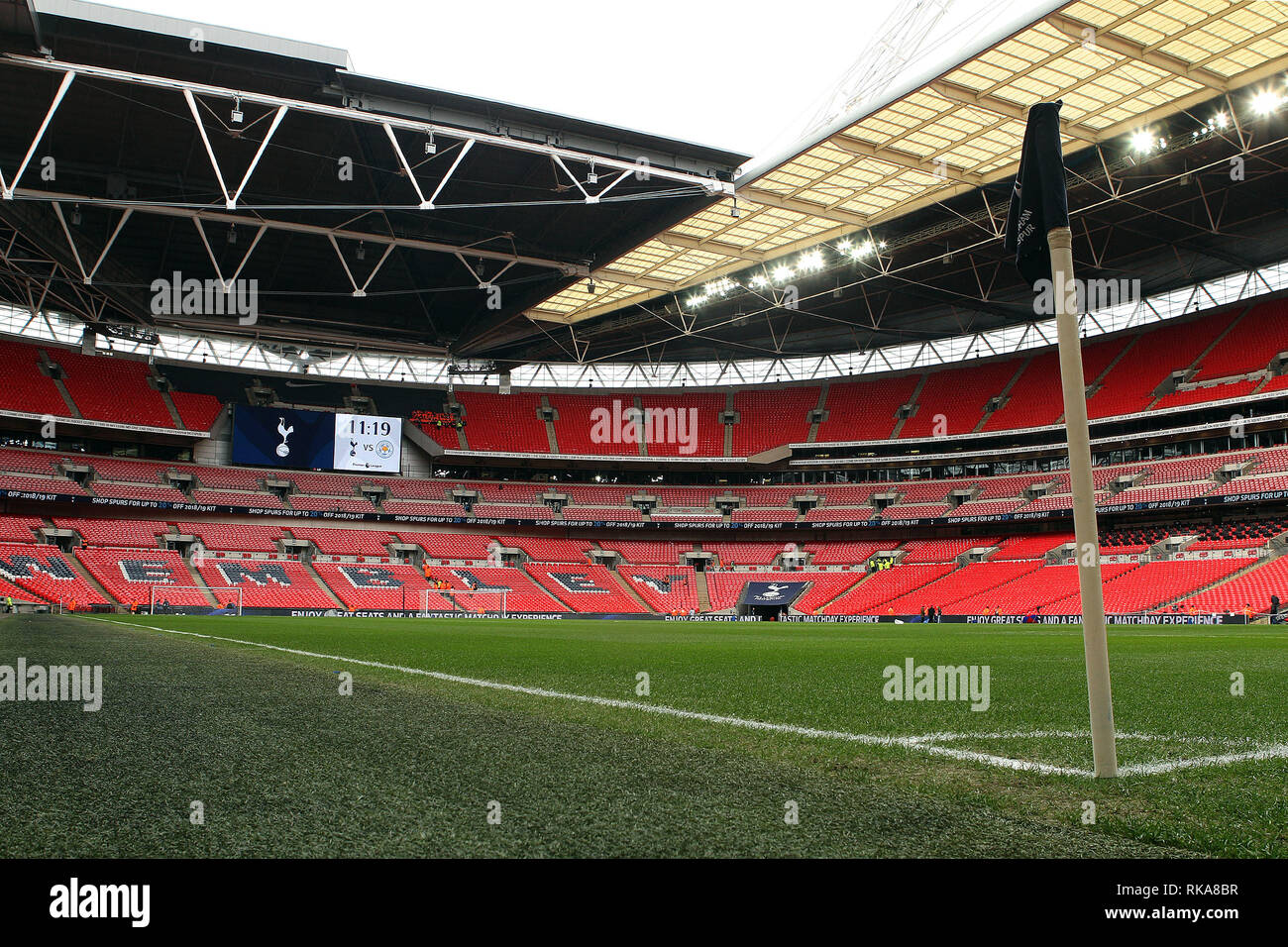 A view inside wembley stadium hi-res stock photography and images - Alamy