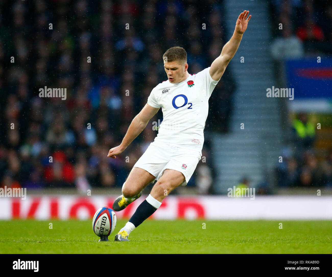 Action between england france hi-res stock photography and images - Alamy