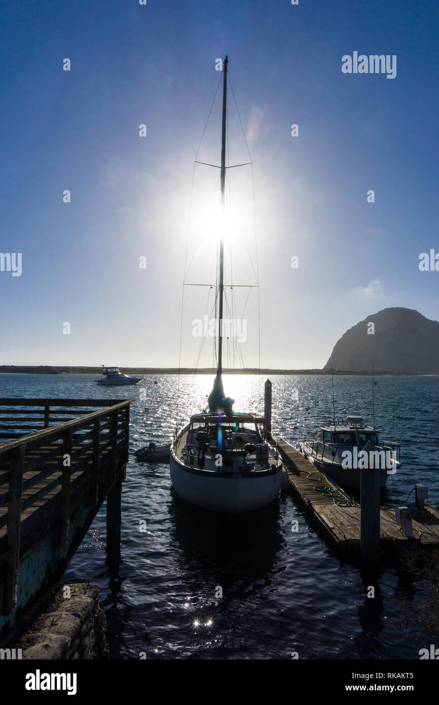 Pier facilities hi-res stock photography and images - Alamy