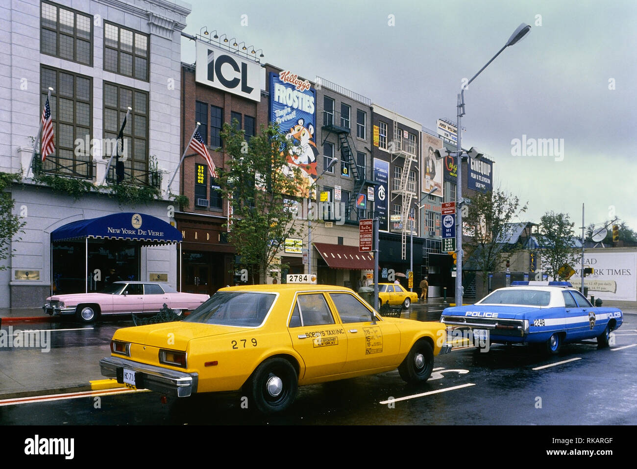 Manchester street 1980's hi-res stock photography and images - Alamy
