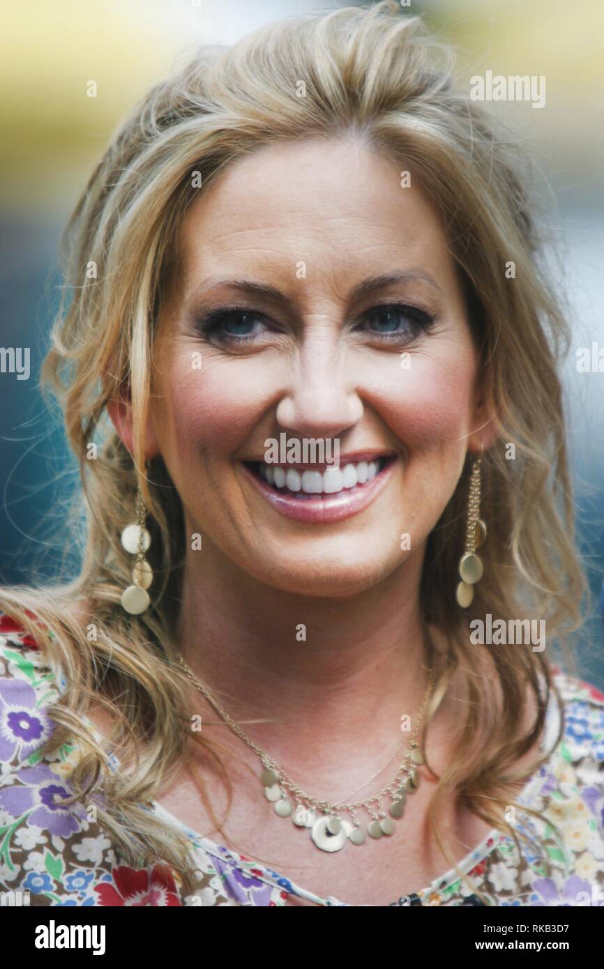 LEE ANN WOMACK 2002 Photo By John Barrett/PHOTOlink Stock Photo - Alamy