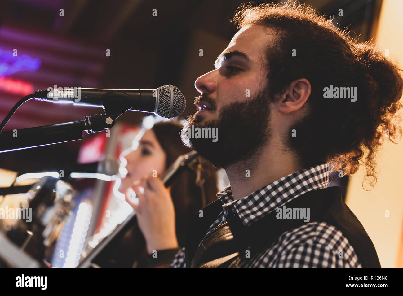 Moment of performance hi-res stock photography and images - Alamy