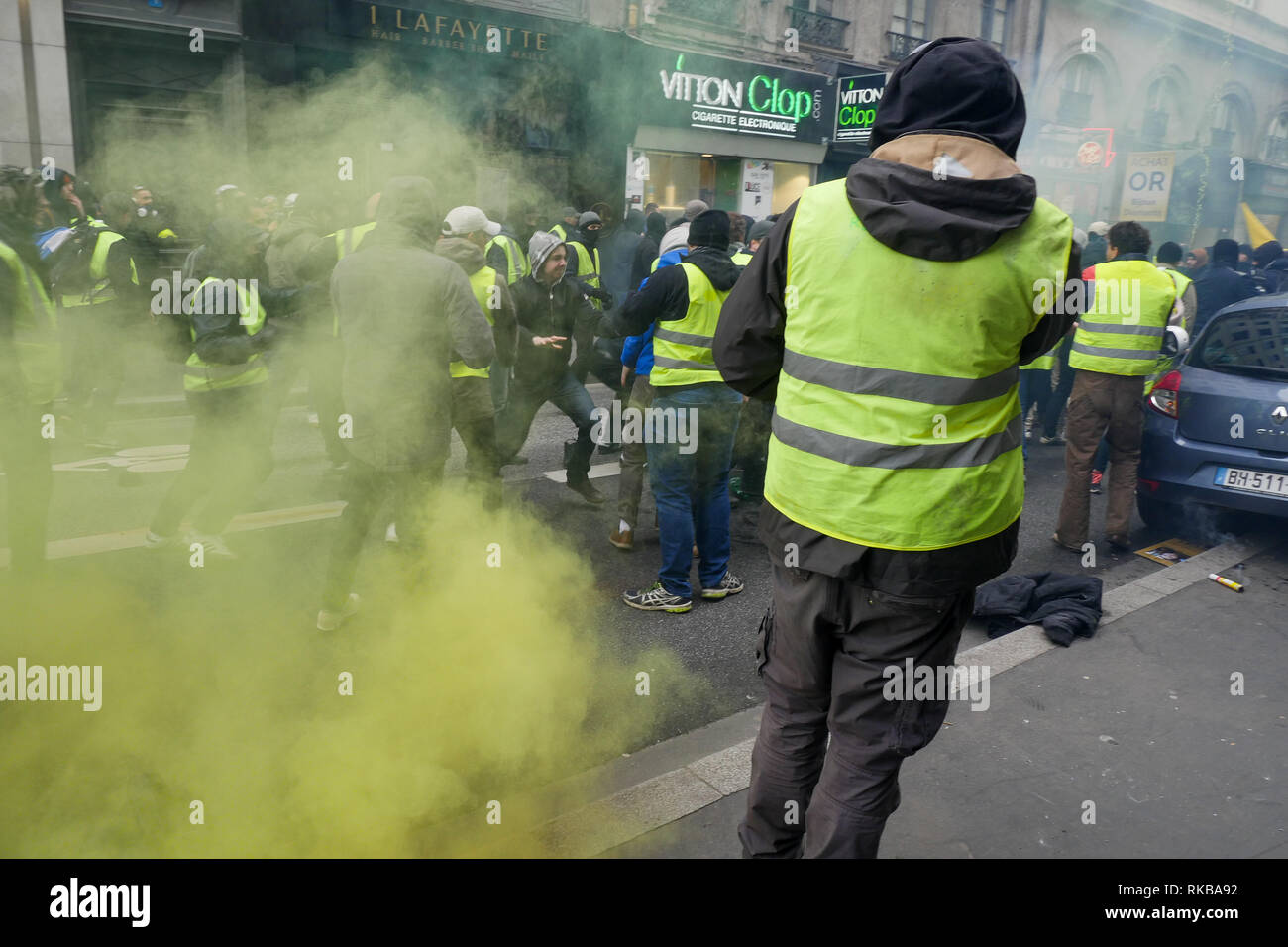 Violences mark the 13th day of Yellow Jackets mobilization, Lyon ...