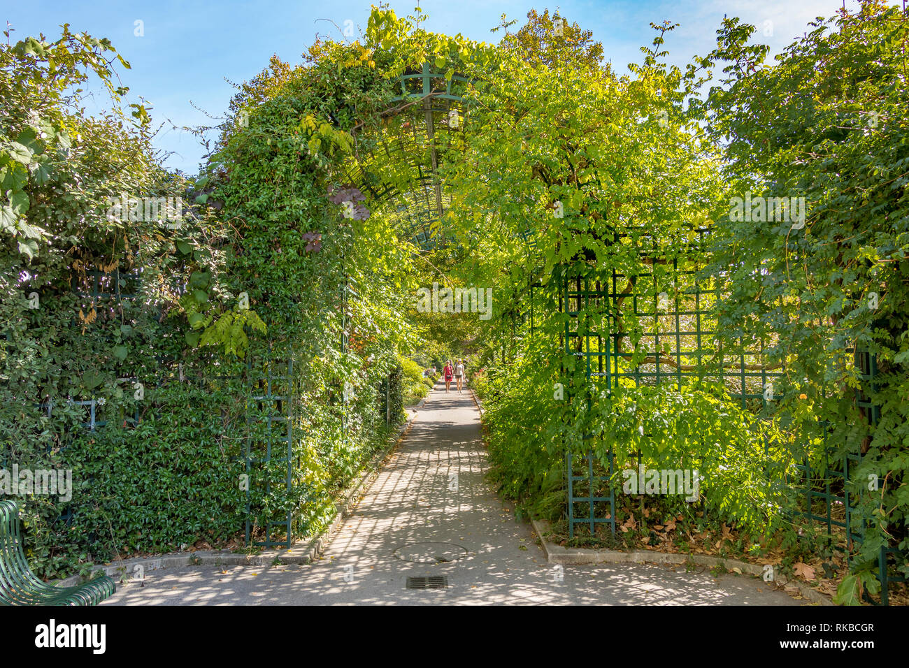 Promenade Plantée a mid-19th century viaduct converted into the world’s ...