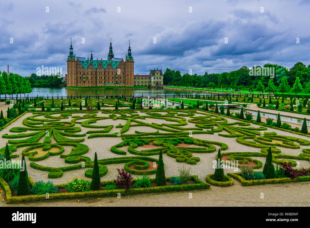 Beautiful garden outside of the castle Stock Photo - Alamy