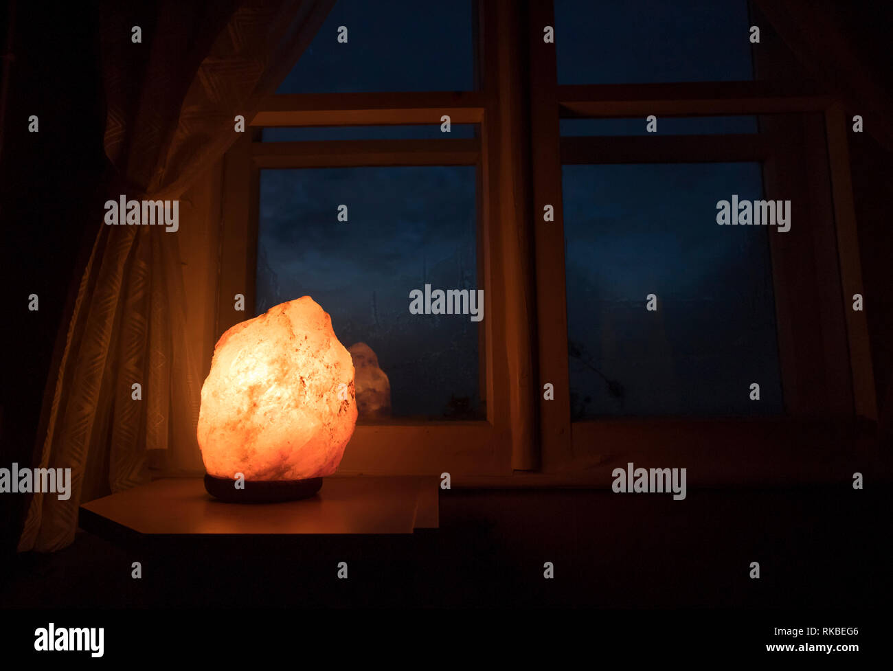 Salt lamp hi-res stock photography and images - Alamy