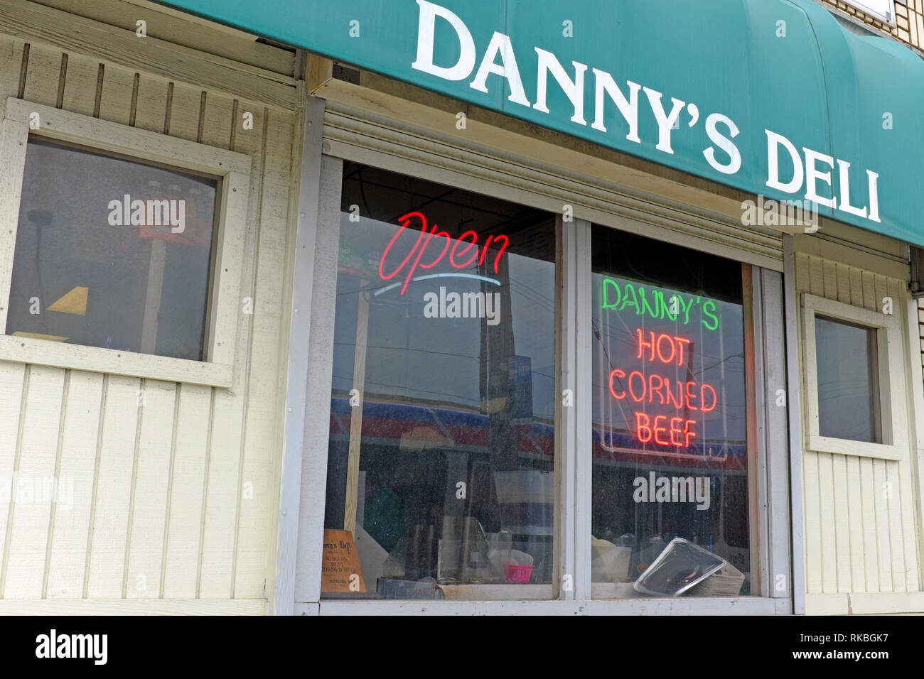 Hot in cleveland hi-res stock photography and images - Alamy