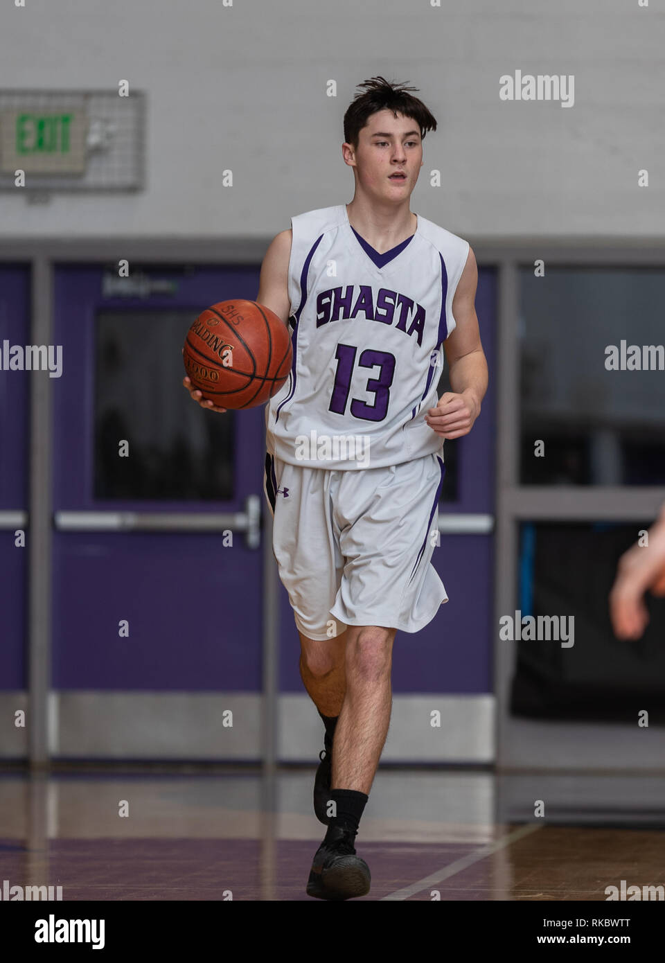 Basketball action with Red Bluff vs. Shasta Junior Varsity in Redding, California Stock Photo ...