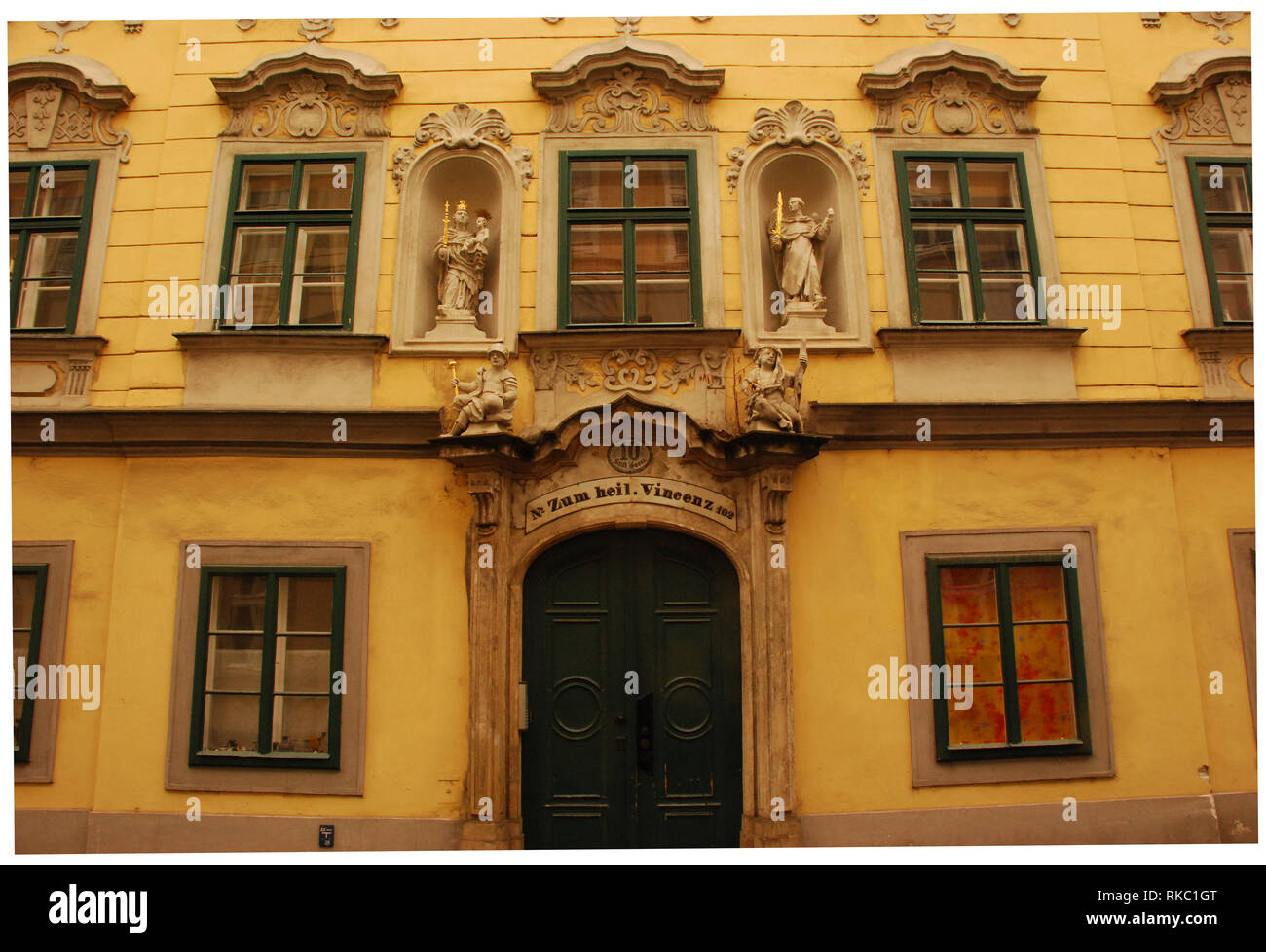 Building Front, Vienna, Austria Stock Photo - Alamy