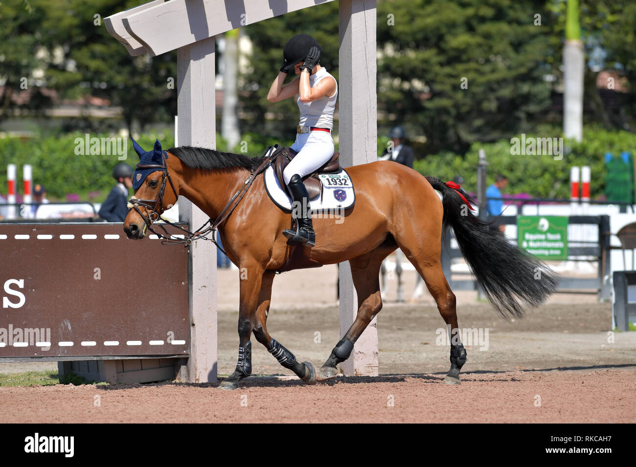 WEST PLAM BEACH, FL - MARCH 01: (EXCLUSIVE COVERAGE) Jessica Rae ...