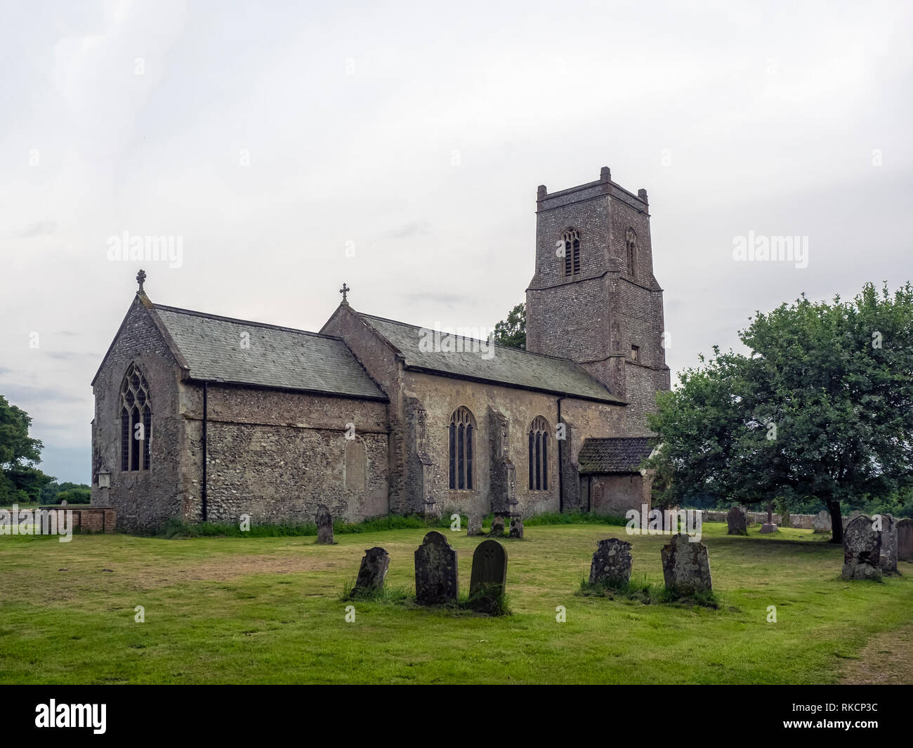 Church of st bartholomew hi-res stock photography and images - Alamy