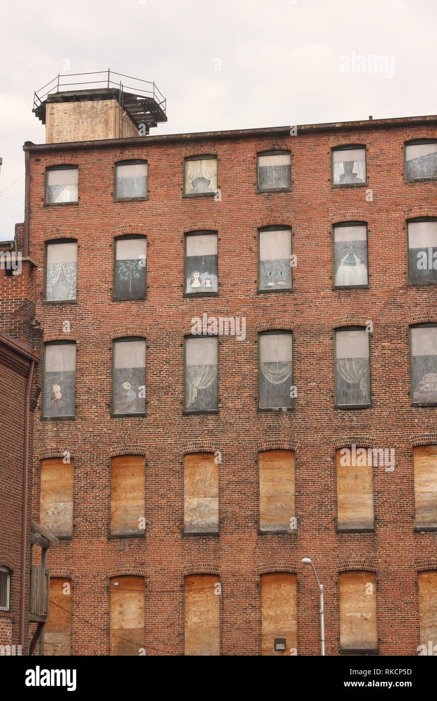 Facade of neglected building in East Baltimore, MD, USA Stock Photo - Alamy