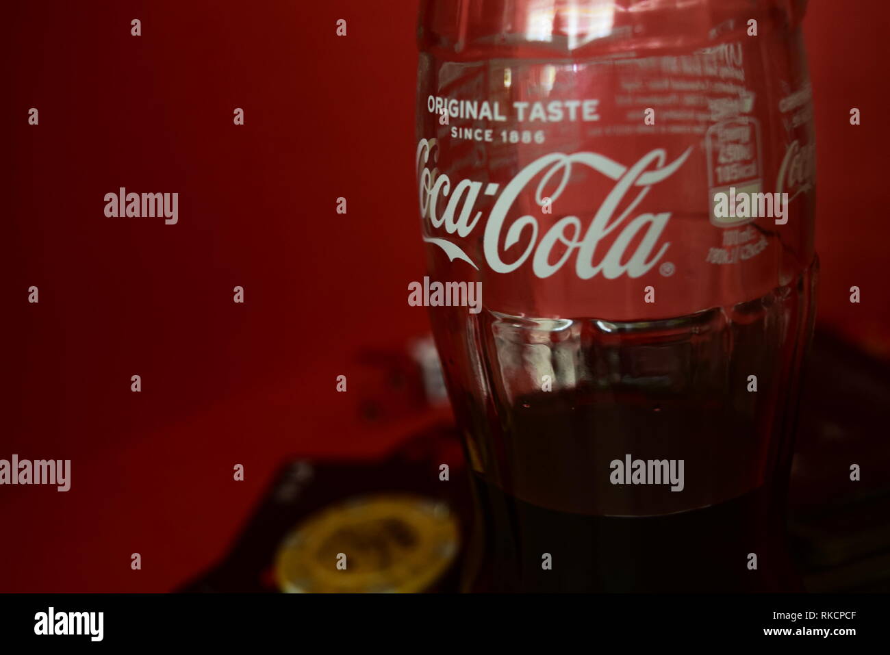 Cola and Cards Stock Photo - Alamy