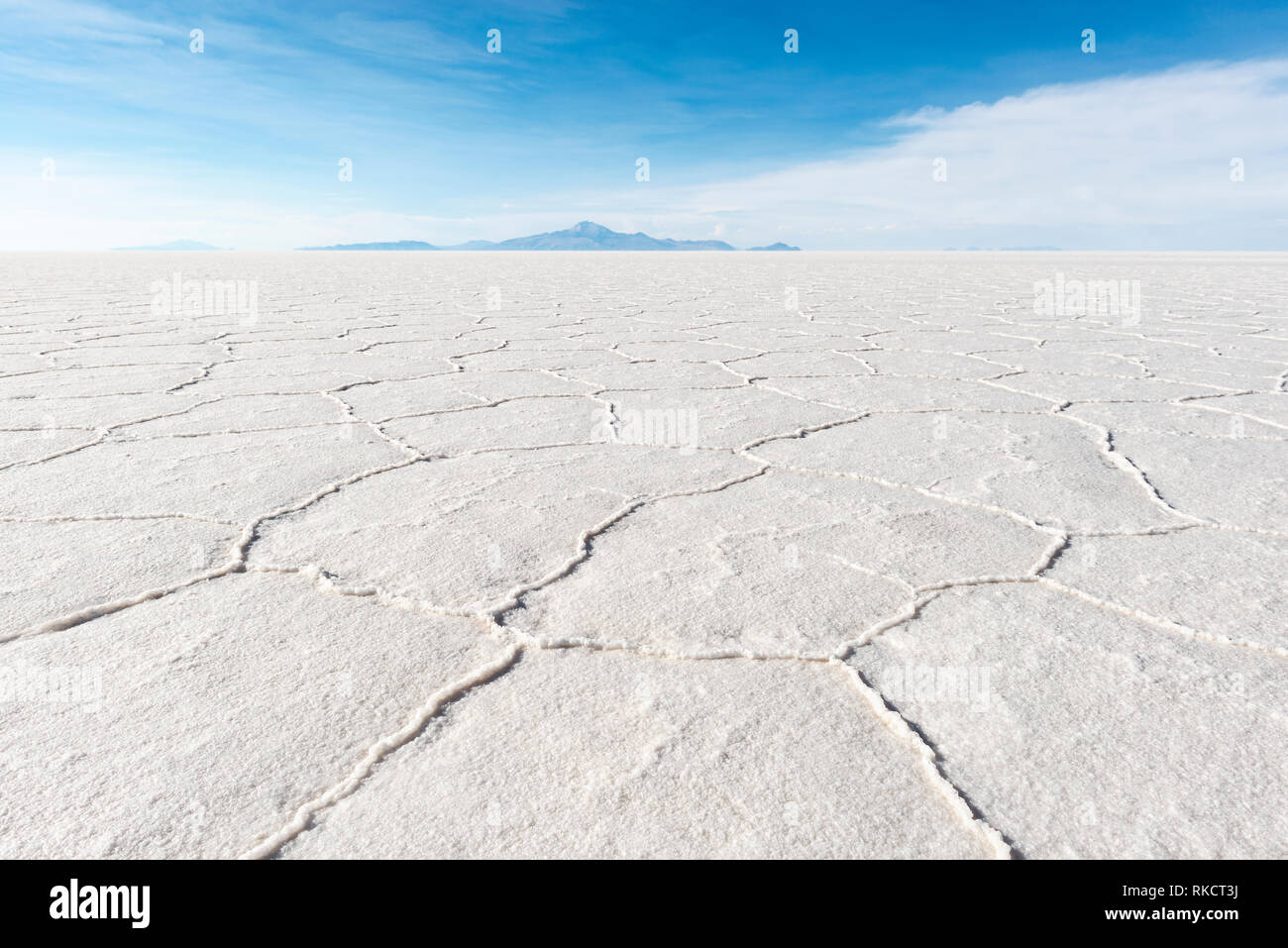 Hexagon salt formations in the Uyuni Salt Flat (Salar de Uyuni) during ...