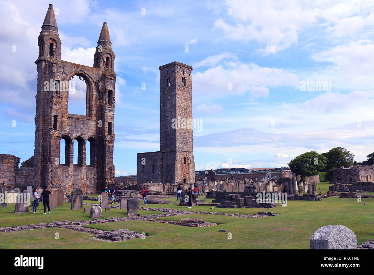 St. Andrews Cathedral Graveyard Stock Photo - Alamy