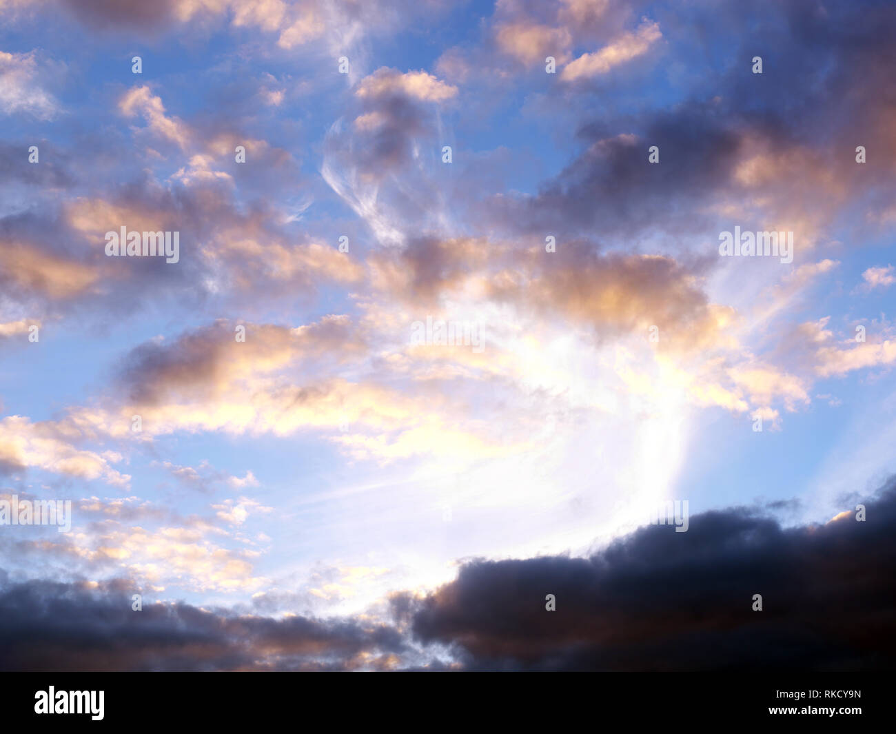 Cloud environment hi-res stock photography and images - Alamy