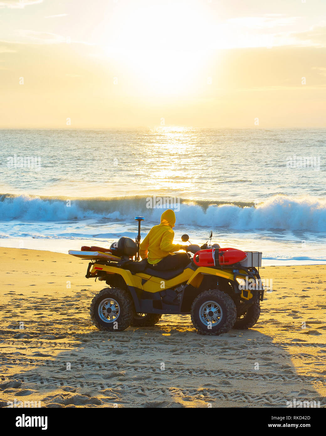 Ocean water rescue lifeguard hi-res stock photography and images - Alamy
