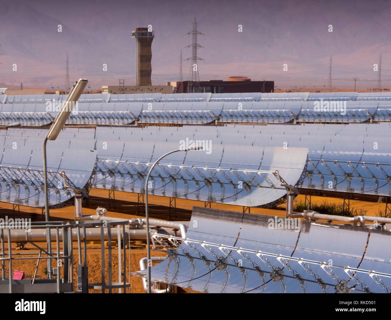 Solar industry hi-res stock photography and images - Alamy