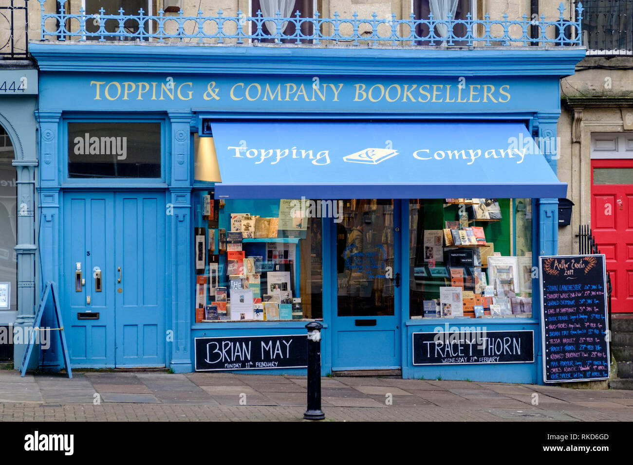 Old book shop bath hi-res stock photography and images - Alamy